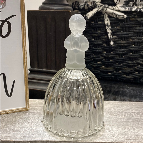 Goebel | Accents | Vintage 978 1979 Goebel Crystal Glass Bell First ...